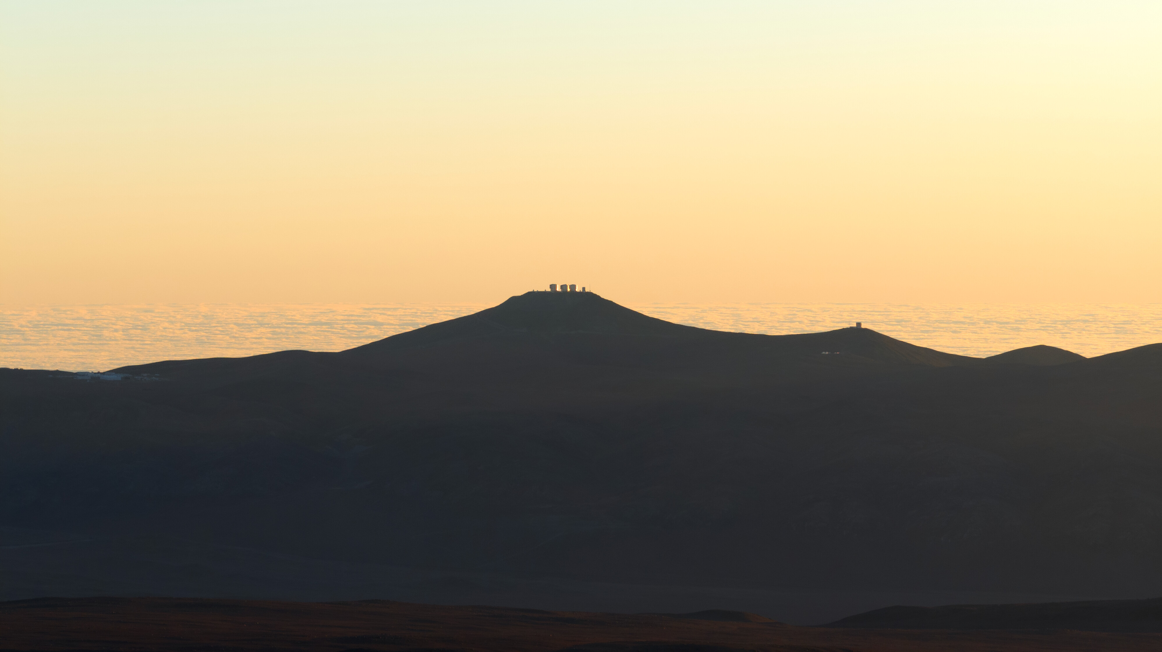 A view of the VLT, VST, and VISTA from the ELT | ESO