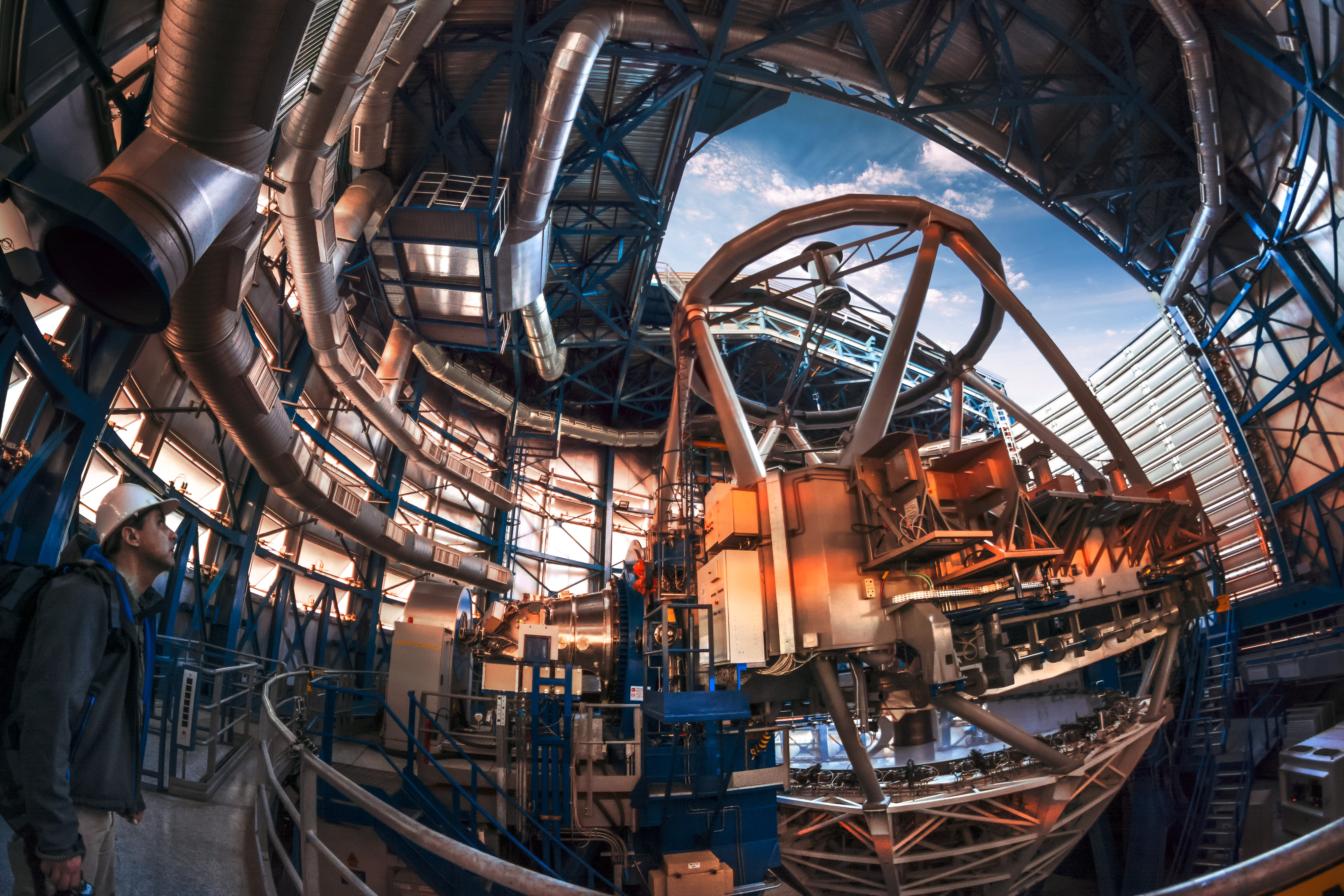 Inside a UT | ESO