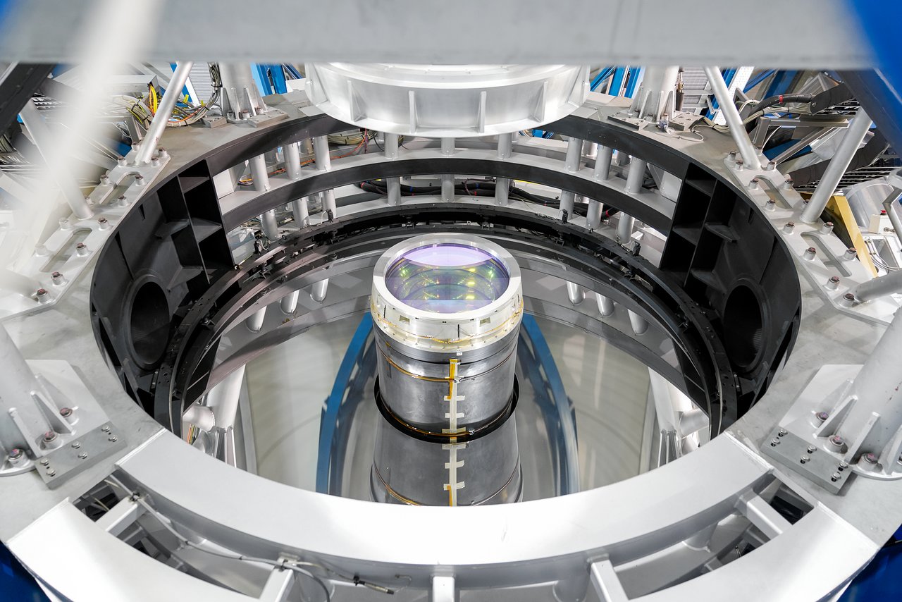 VLT Unit Telescope interior | ESO España