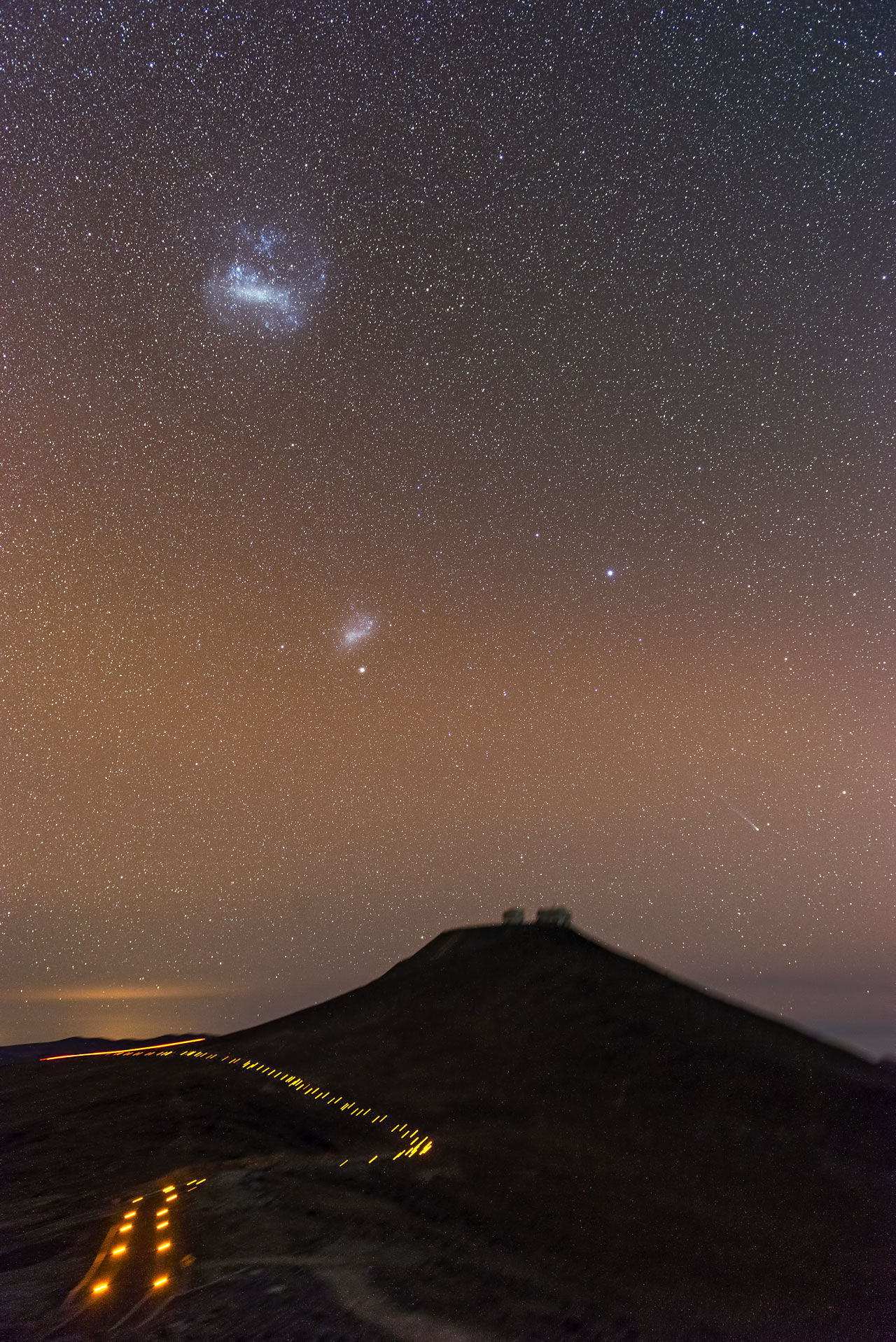 Comet over Paranal | ESO Ireland