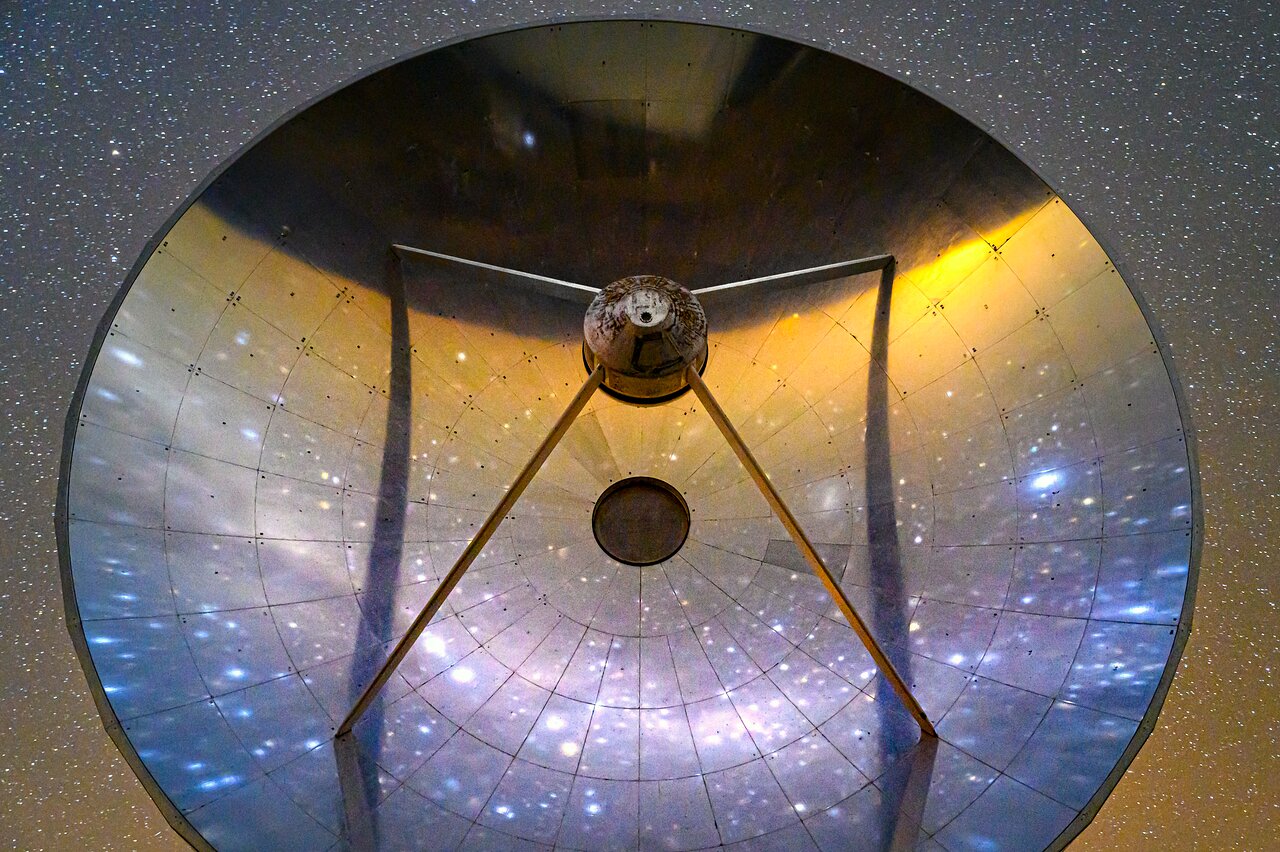 Swedish-ESO Submillimetre Telescope | ESO